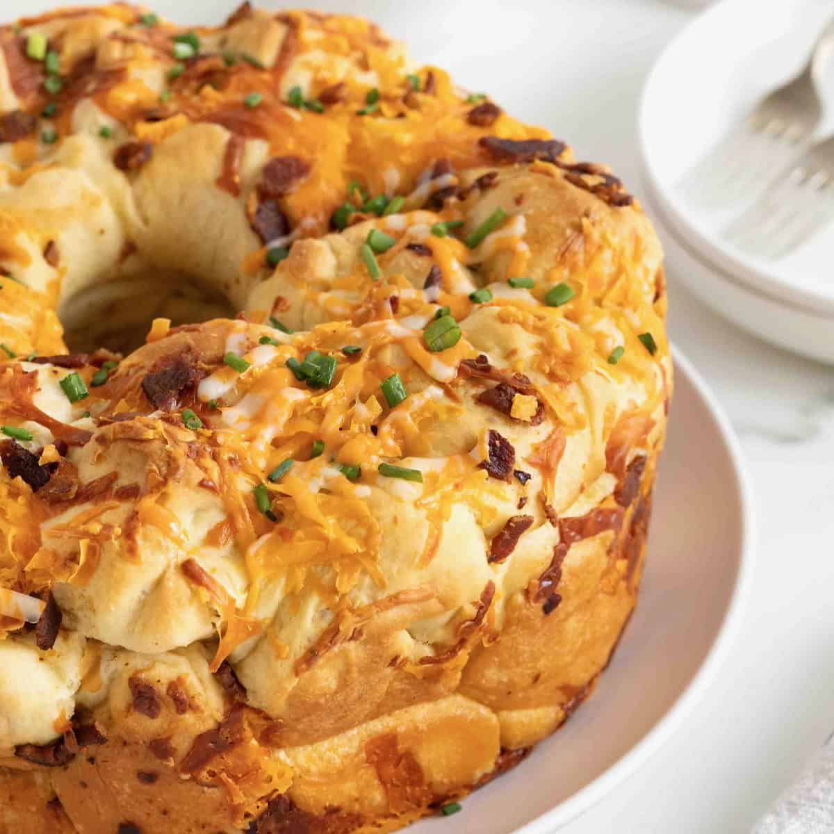 Bacon Cheddar Monkey Bread - The BakerMama