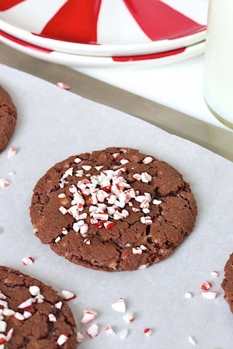 Chocolate Peppermint Crunch Cookies - The BakerMama