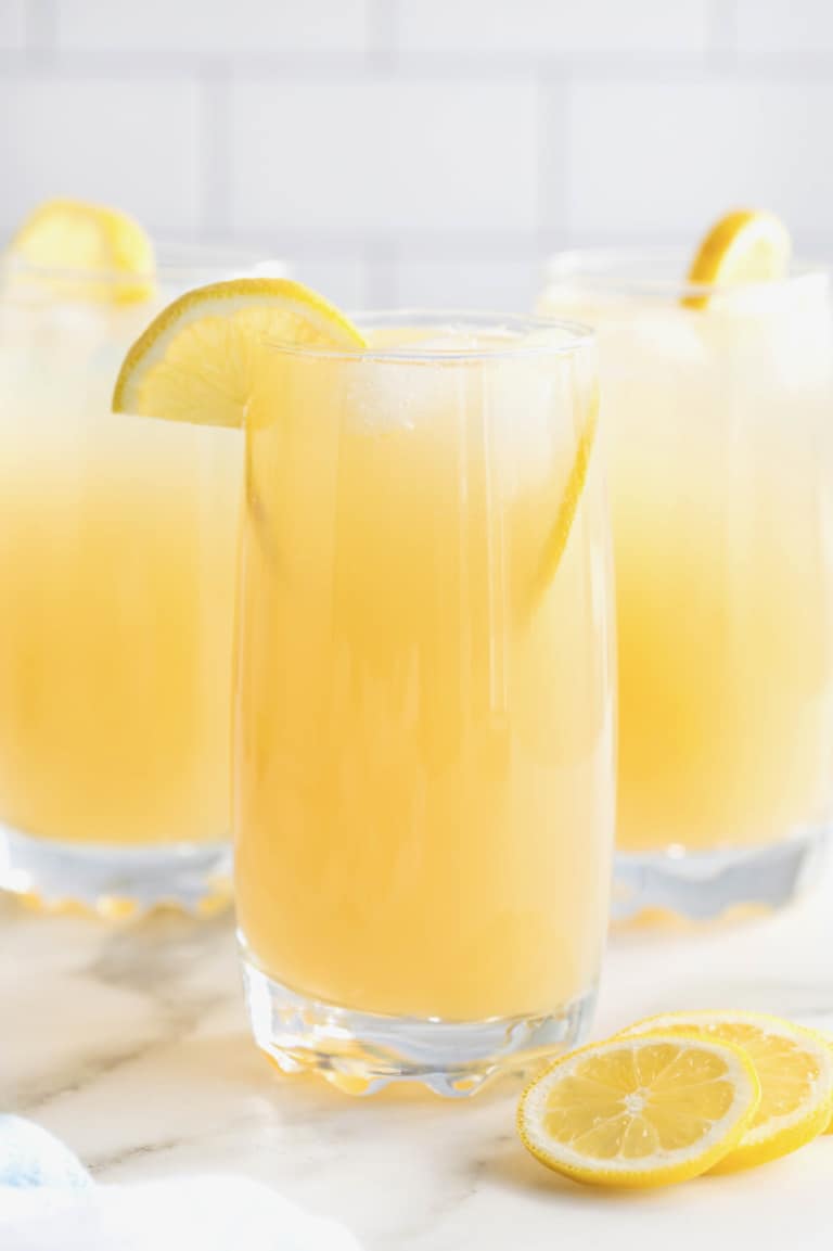 Zesty Lemonade Cocktail - The BakerMama