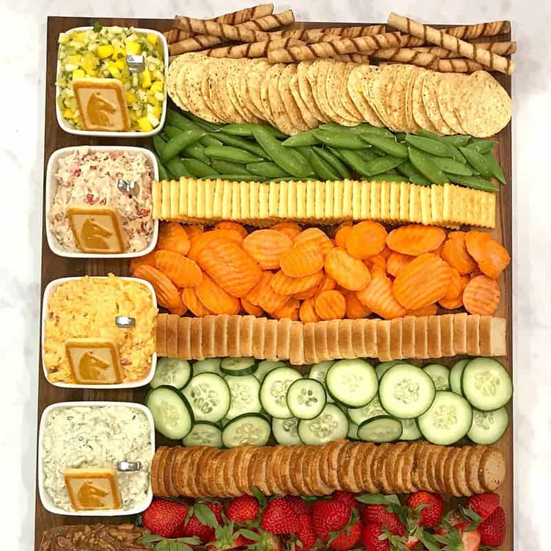 Kentucky Derby Dip Board - The BakerMama