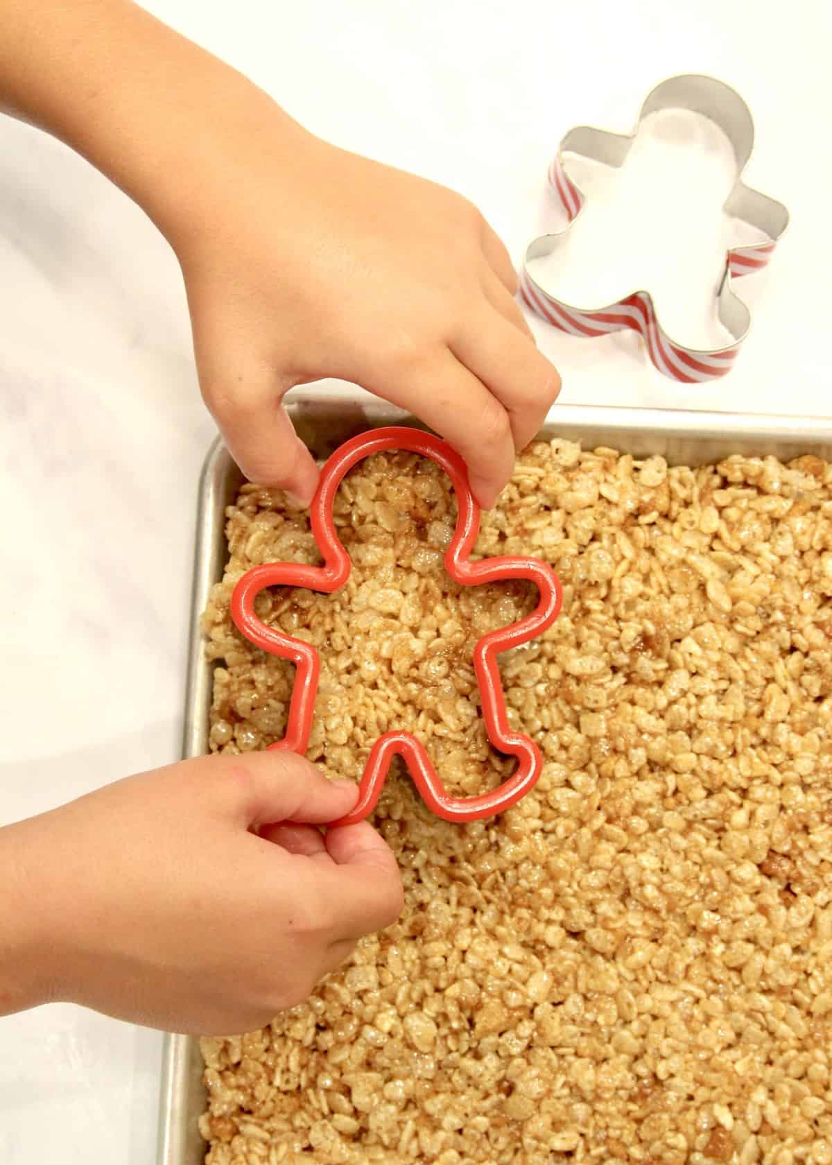 No-Bake Gingerbread Men Decorating Board - The BakerMama