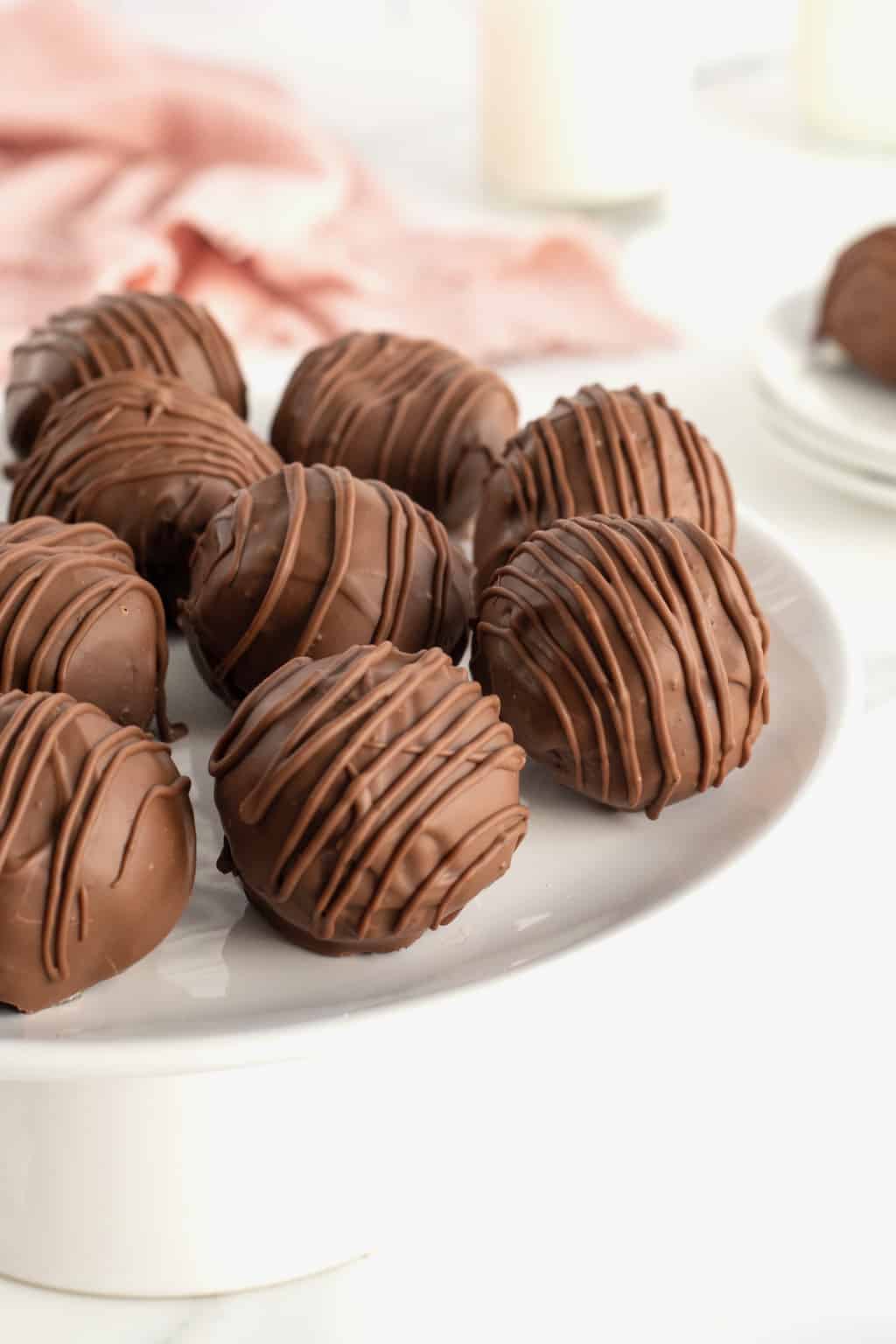Leftover Cake Cake Balls - The BakerMama