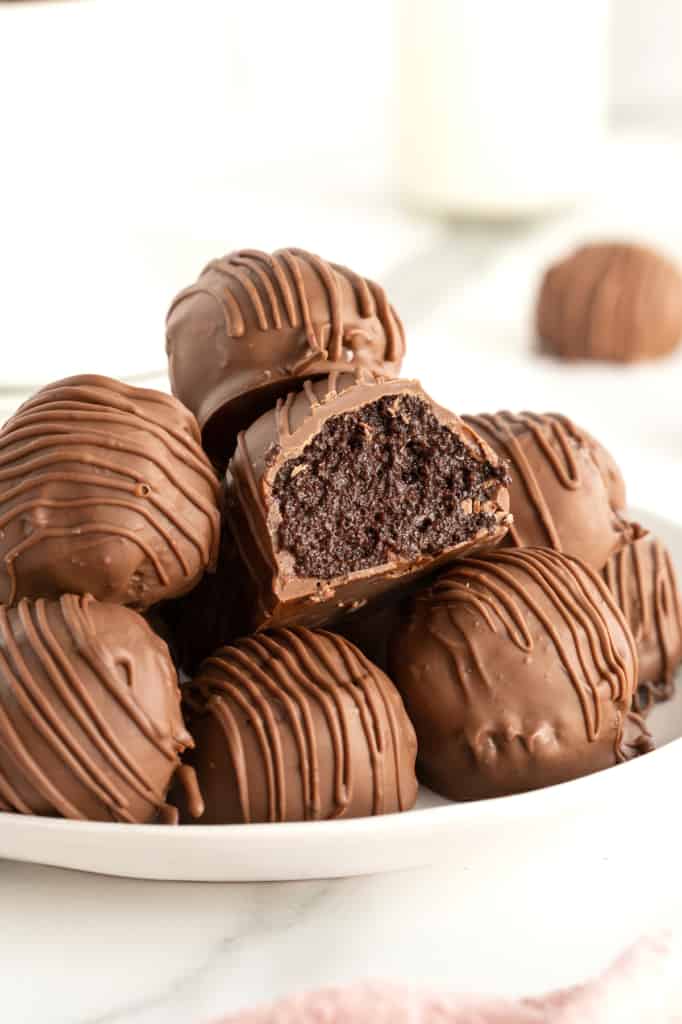 Leftover Cake Cake Balls - The BakerMama