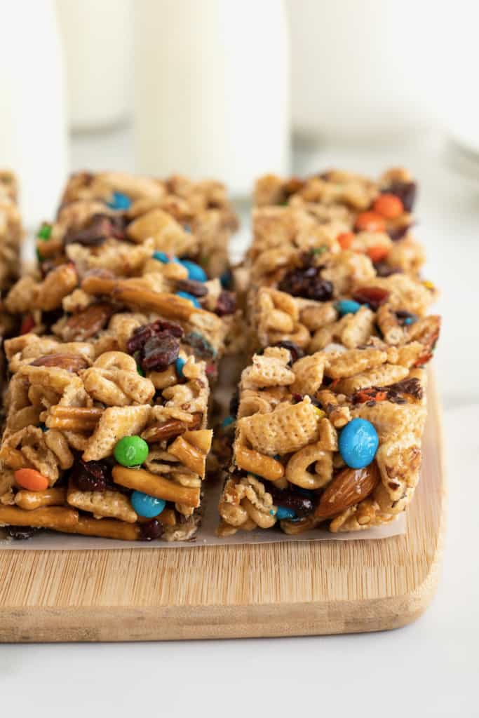 No-Bake Snack Mix Bars - The BakerMama