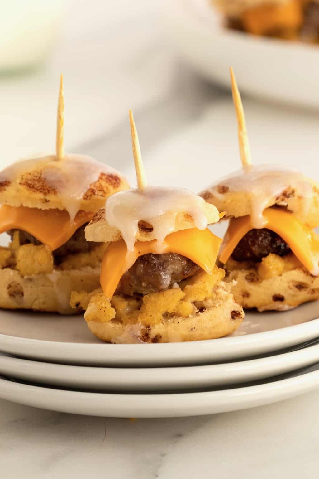 Cinnamon Roll Breakfast Sandwich Bites - The BakerMama