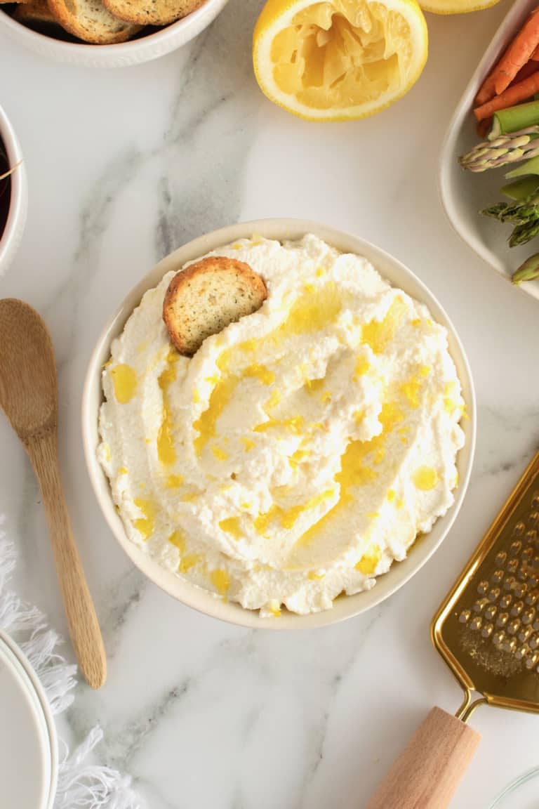 Light and Creamy Whipped Ricotta Spread - The BakerMama