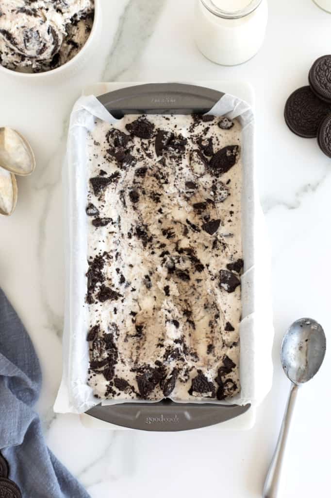 Cookies and Cream Ice Cream - The BakerMama
