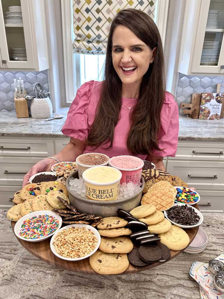 Build-Your-Own Cookie Ice Cream Sandwich Board - The BakerMama