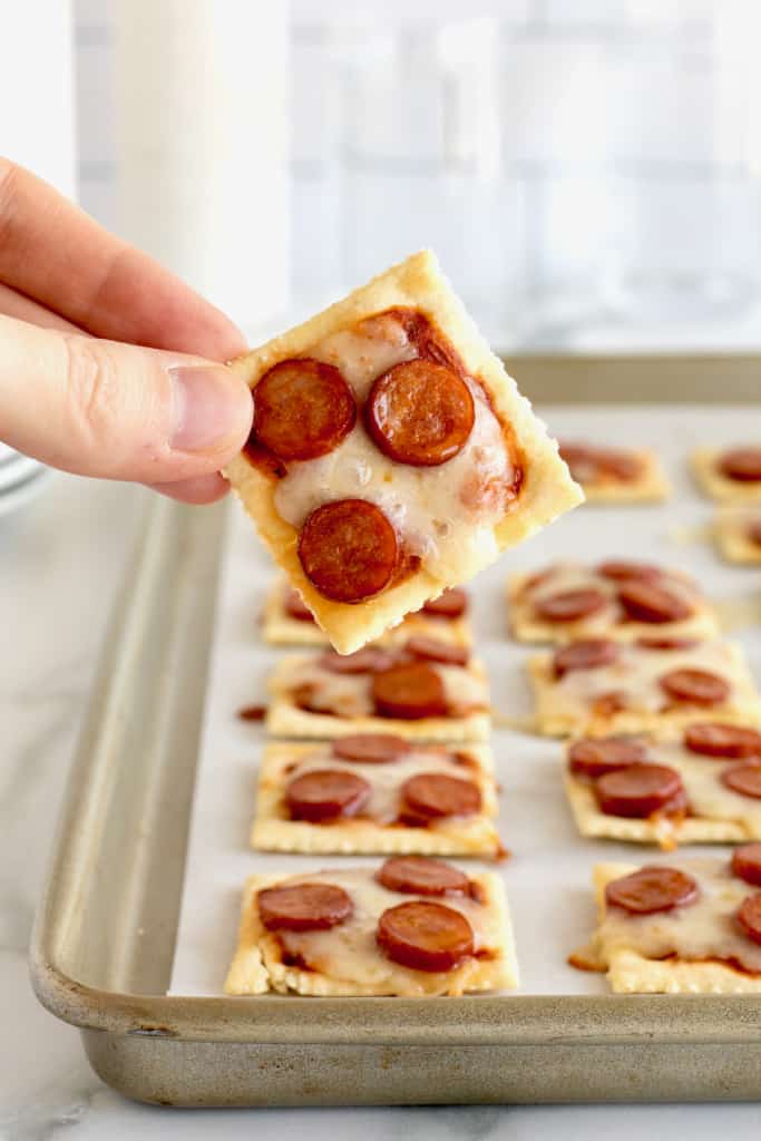 Pizza Cracker Bites - The BakerMama