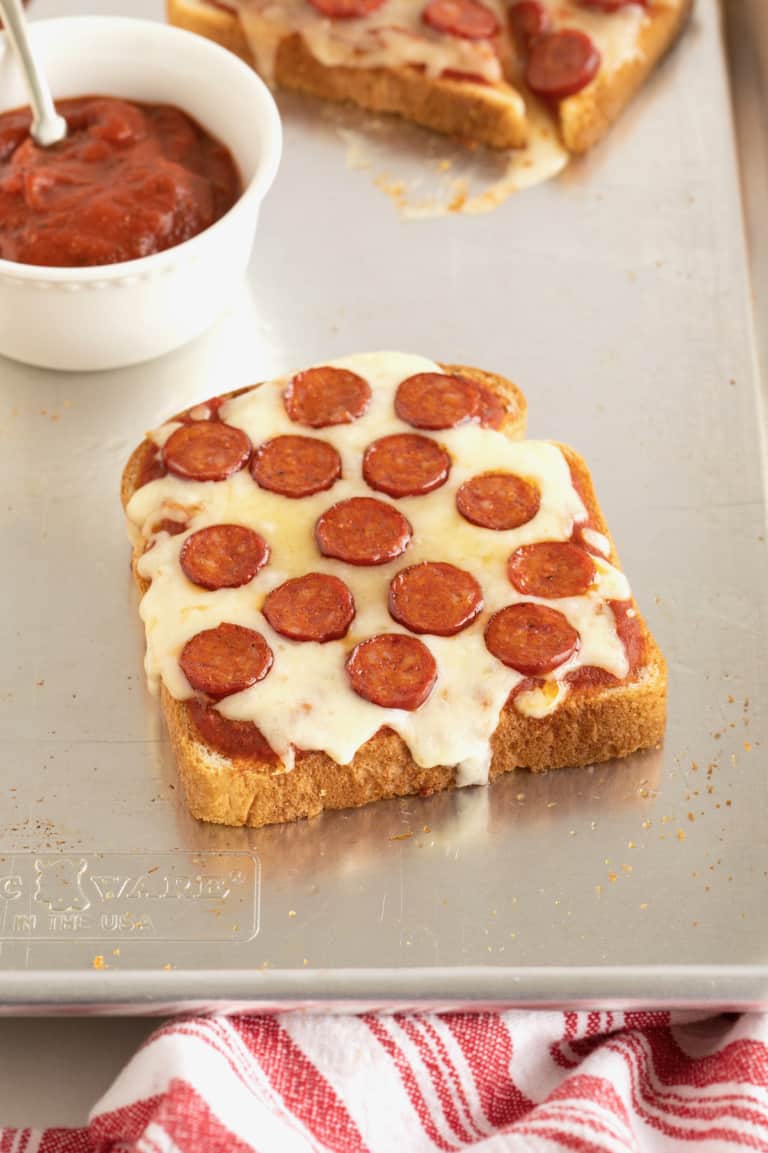 Pizza Toast - The BakerMama