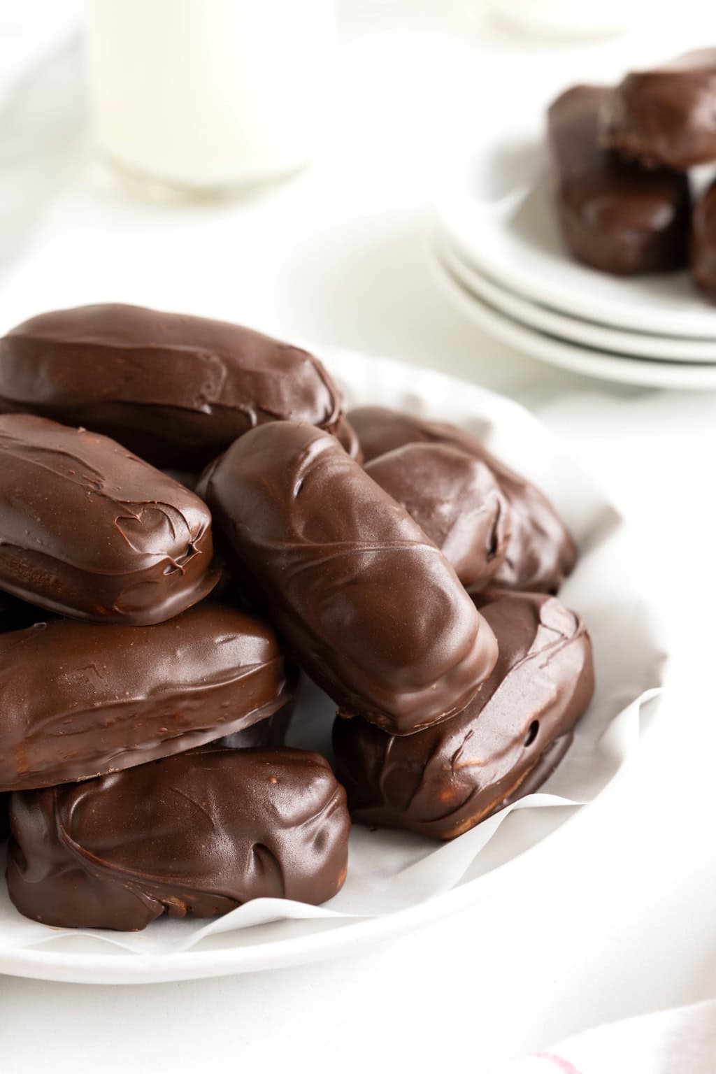 Homemade Snickers Bites - The BakerMama