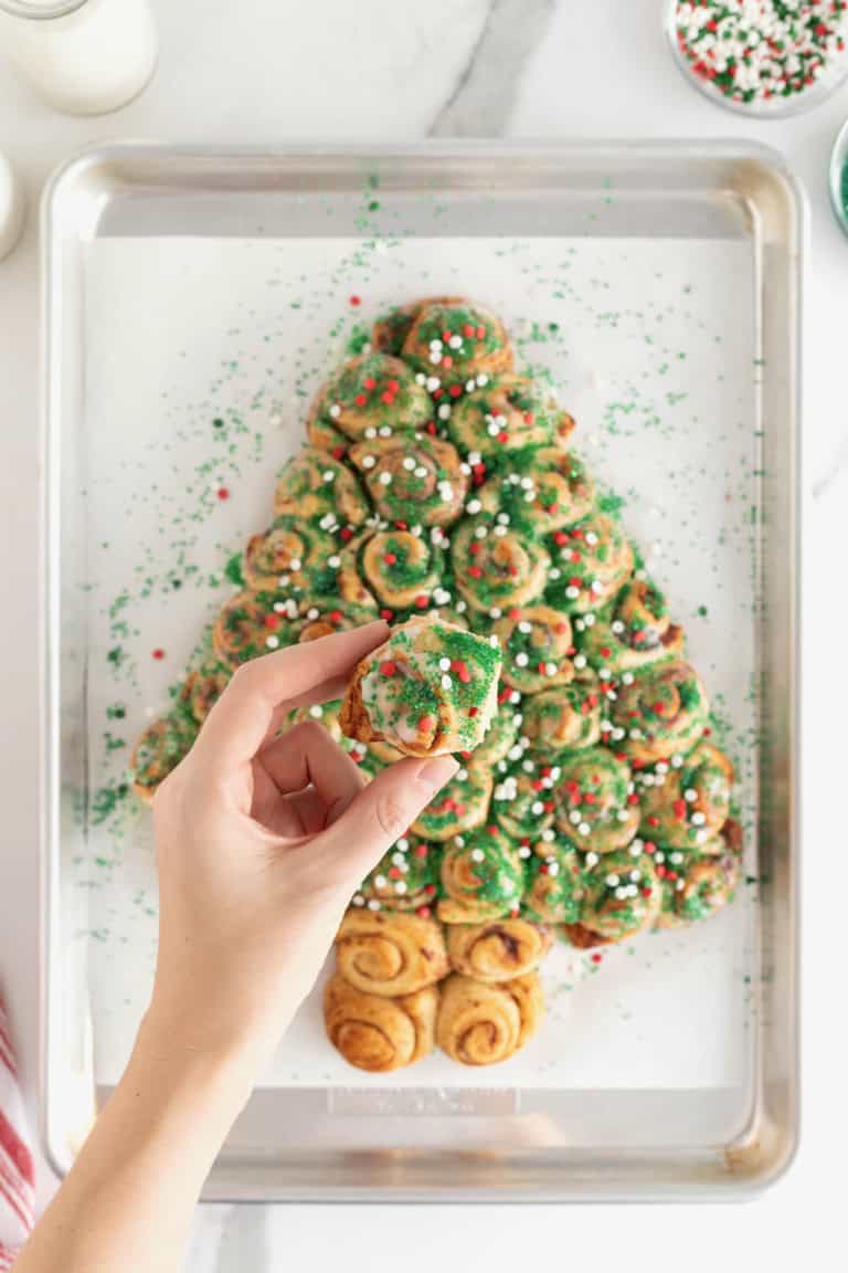 Christmas Tree Cinnamon Roll Pull-Apart - The BakerMama