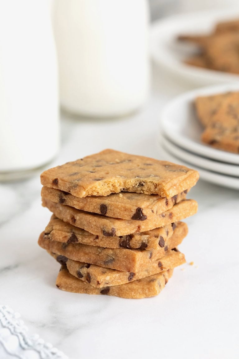 Chocolate Chip Cookie Crisps - The BakerMama