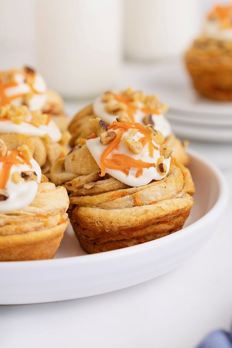 Carrot Cake Cruffins - The BakerMama